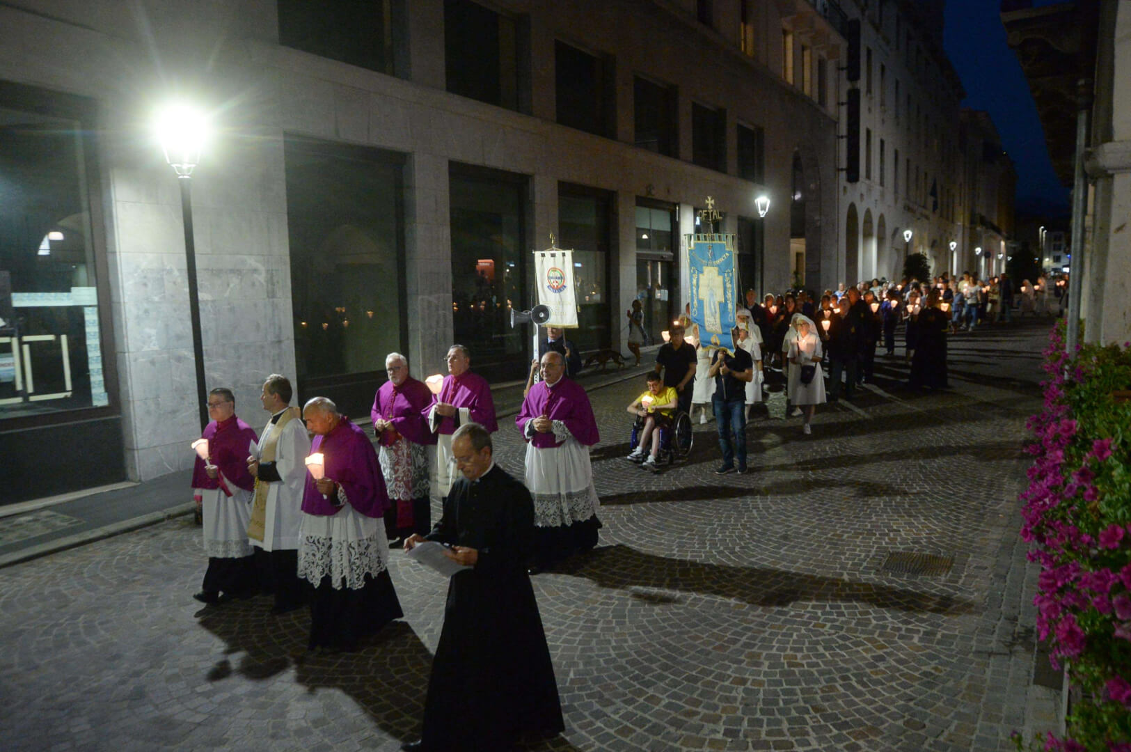 Grazie: la processione dalla Cattedrale - La Voce del Popolo