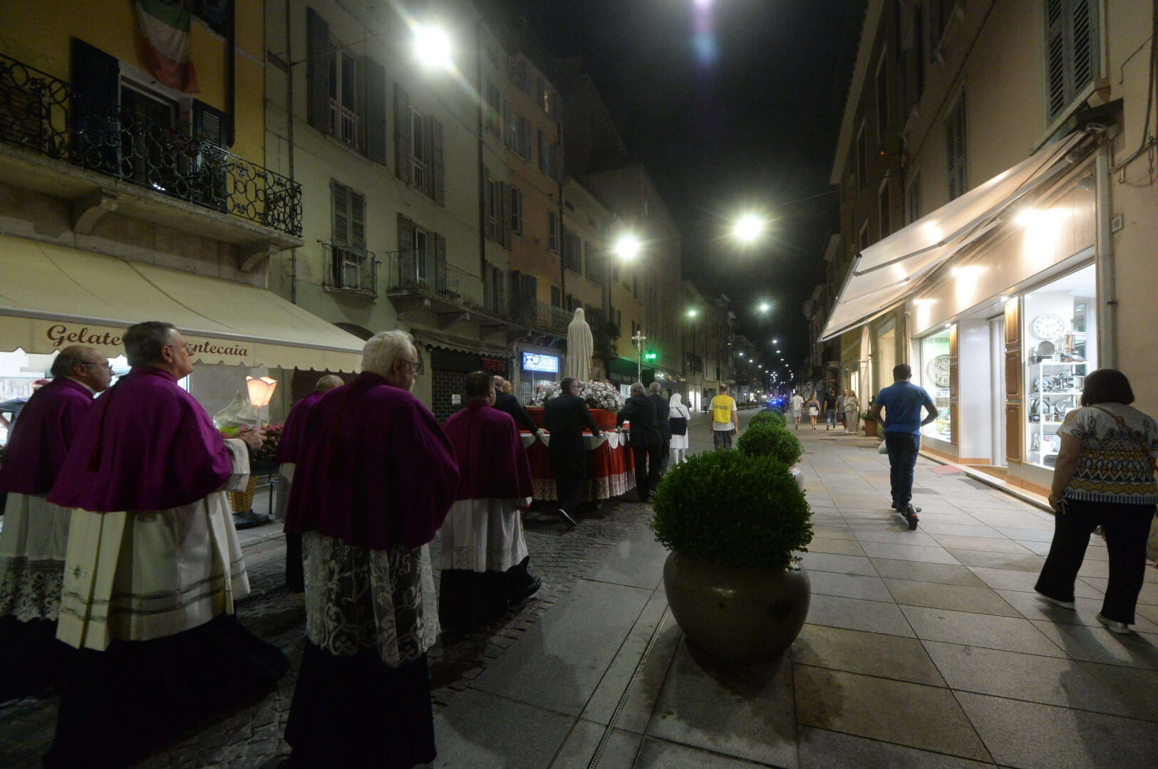 Grazie: la processione dalla Cattedrale - La Voce del Popolo