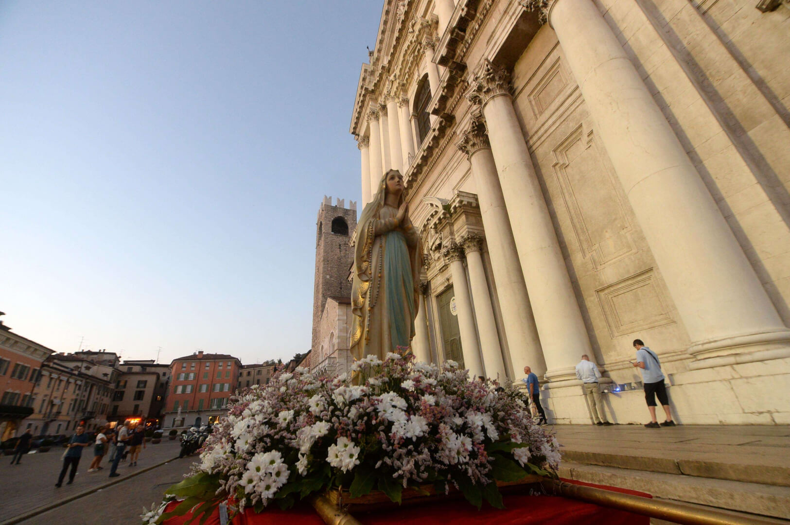Grazie: la processione dalla Cattedrale - La Voce del Popolo